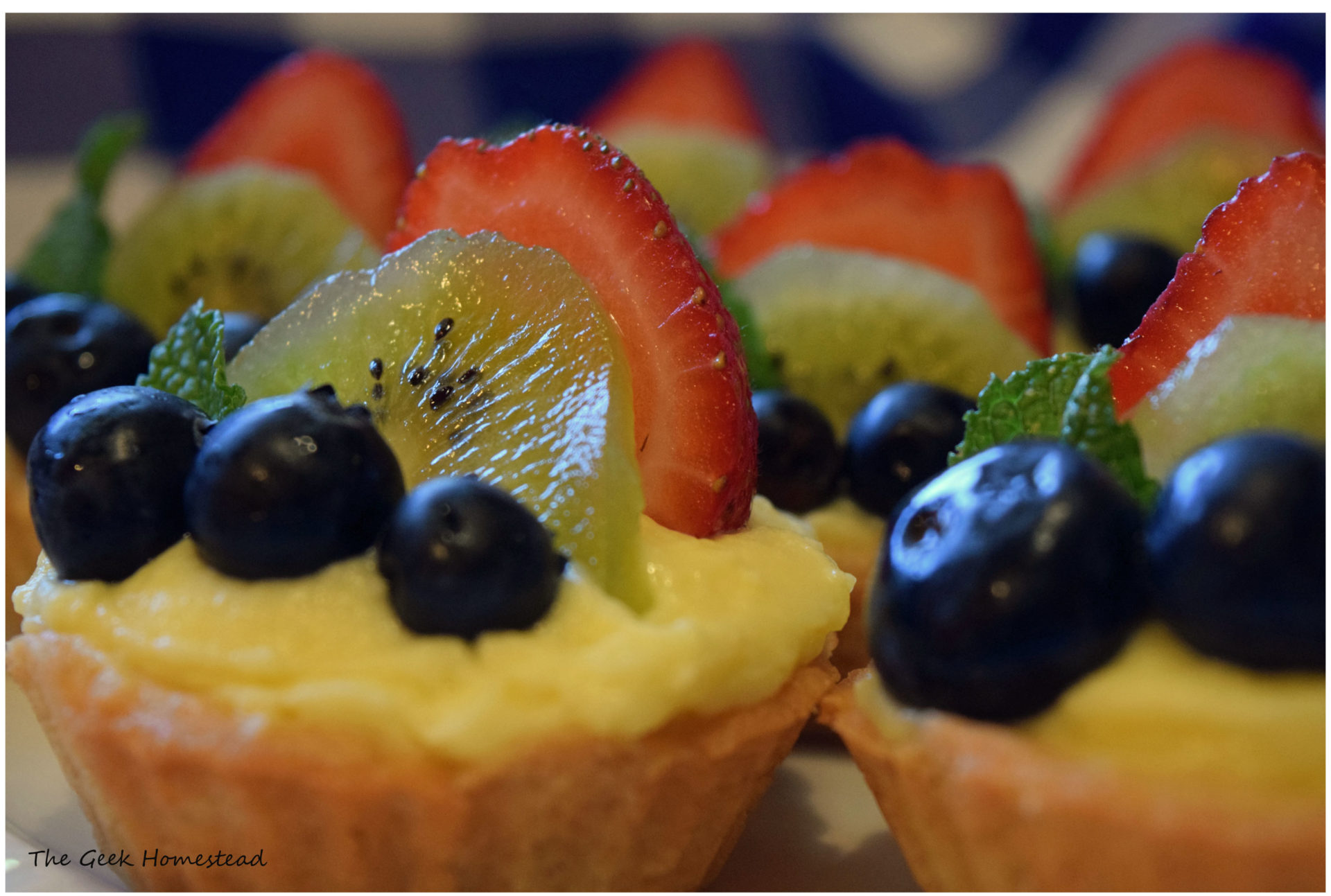 Sugar Cookie Tarts - The Geek Homestead